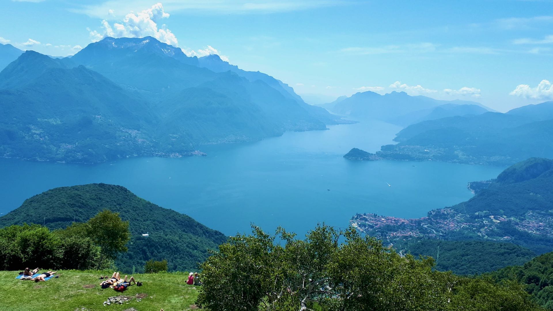 Rifugio Menaggio e Monte Grona: Trekking sul Lago di Como - Montagna