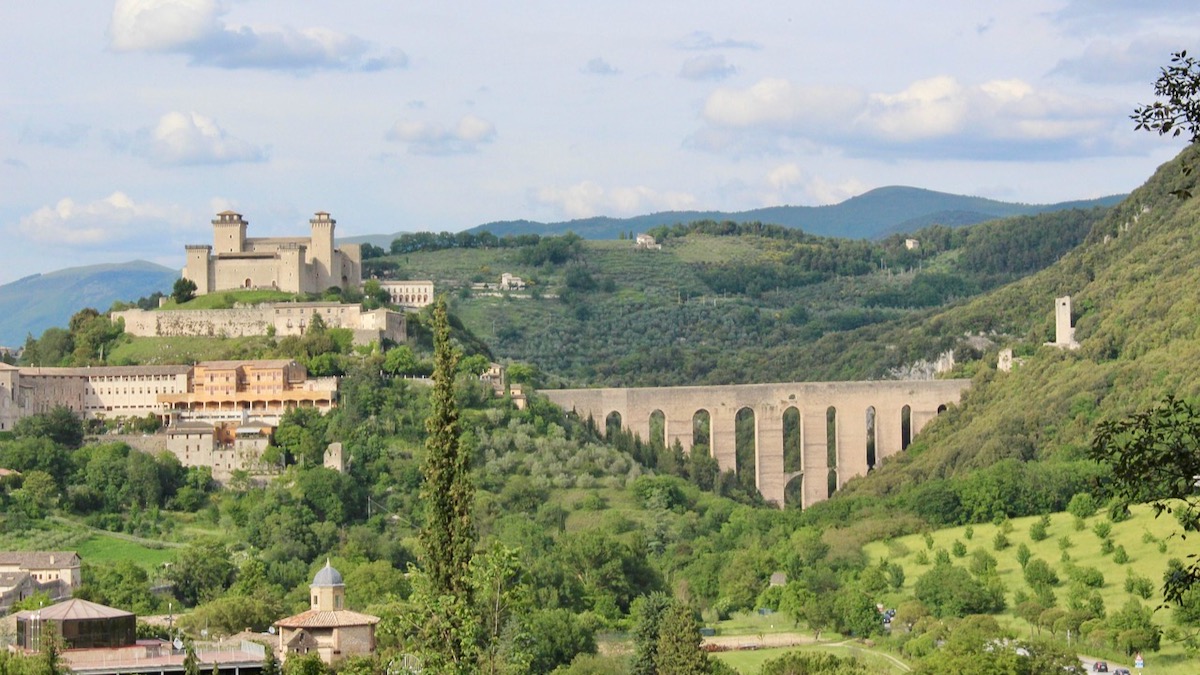 Visitare Spoleto e dintorni: cosa vedere e come muoverti - Umbria